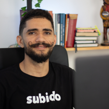 Igor Oliveira | Subido PRO